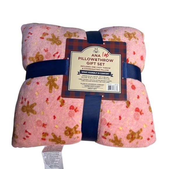 Anabaglish | Holiday | Nwt Ana Pillow Throw Gift Set Pink Gingerbread ...